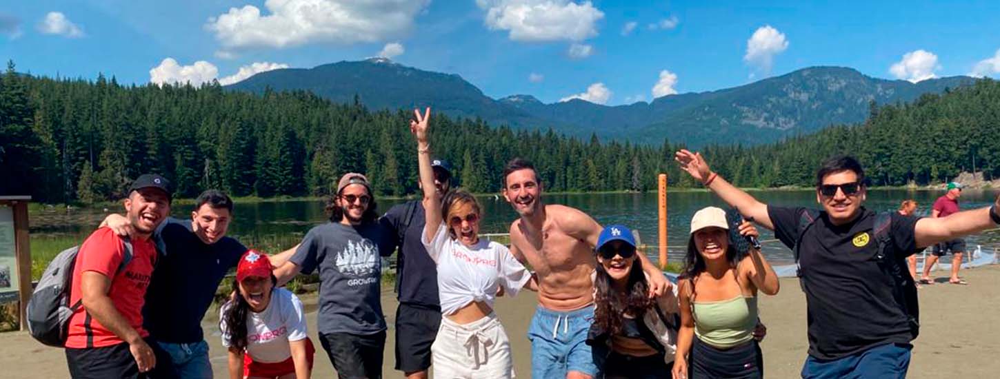 Estudia y trabaja en Canadá